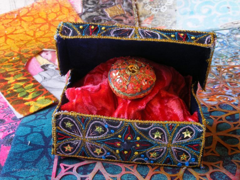 Angie Hughes: Poetry in Stitch Motion | School of Stitched Textiles